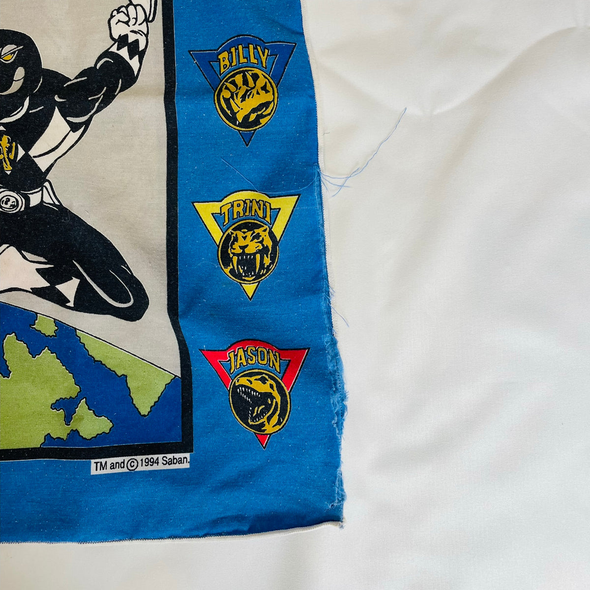 1994 Vintage Mighty Morphin Power Rangers Tea Towel – Angel Grove Toys ...